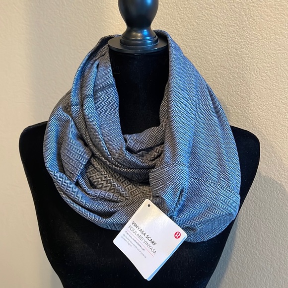 lululemon athletica | Accessories | Nwt Lululemon Vinyasa Scarf ...